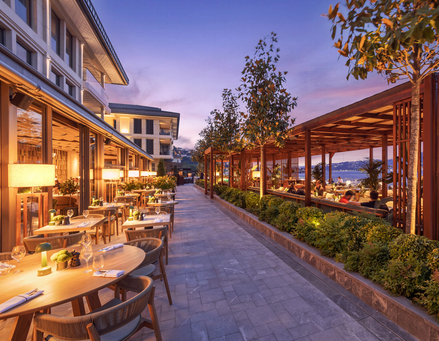 MANDARIN ORIENTAL BOSPHORUS, İSTANBUL'UN EN YENİSİ: OLEA & THE BAR ...